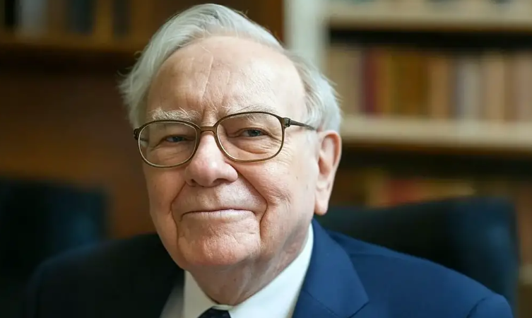 Warren Buffett Becomes Fourth Richest Despite Market Downturn